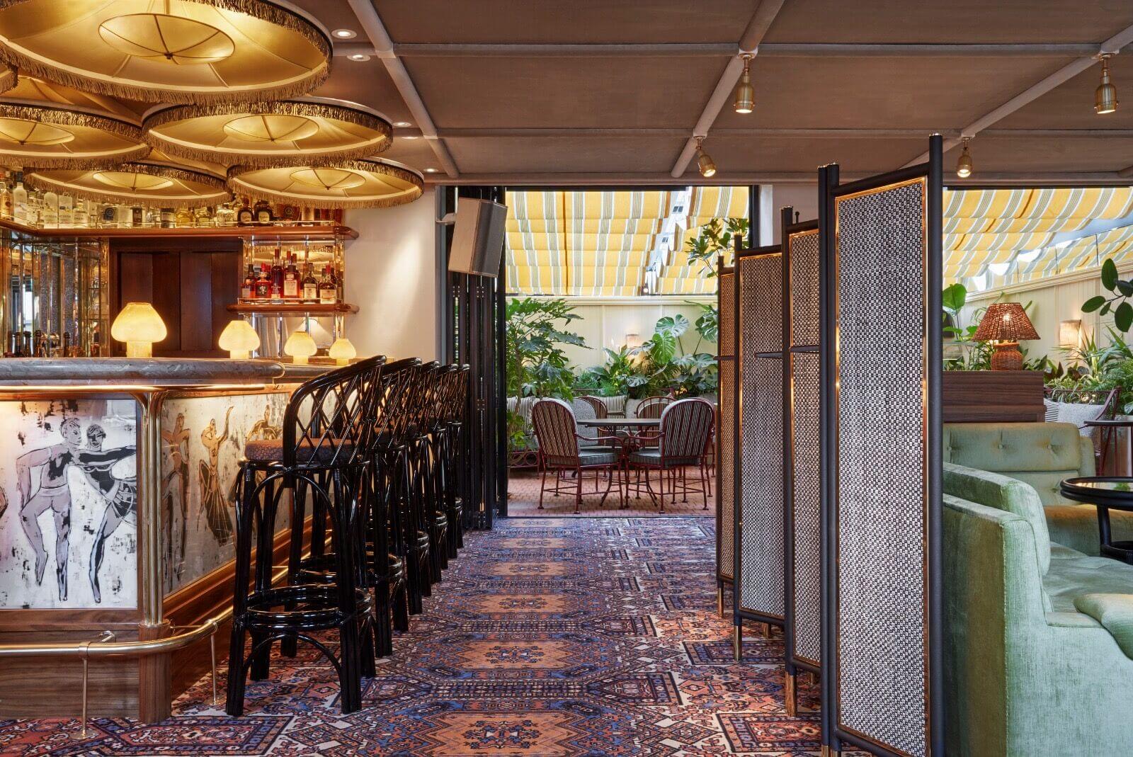 Cocktail Bar & Lounge in Covent Garden, London | The Alligator Bar